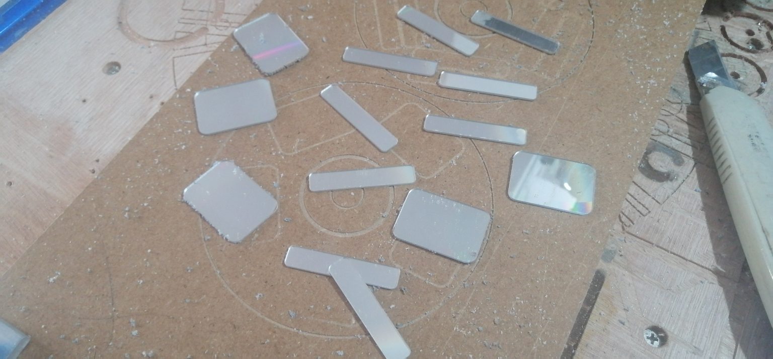 How to use old CD and DVD disks - a great DIY project - EnduranceLasers